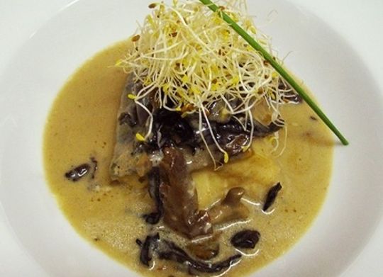 Bacalao en salsa de hongos