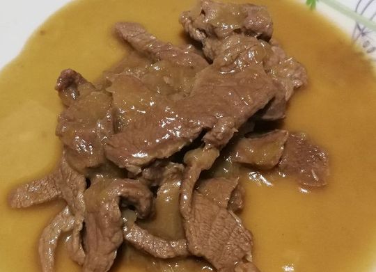 Ternera con cebolla estilo oriental